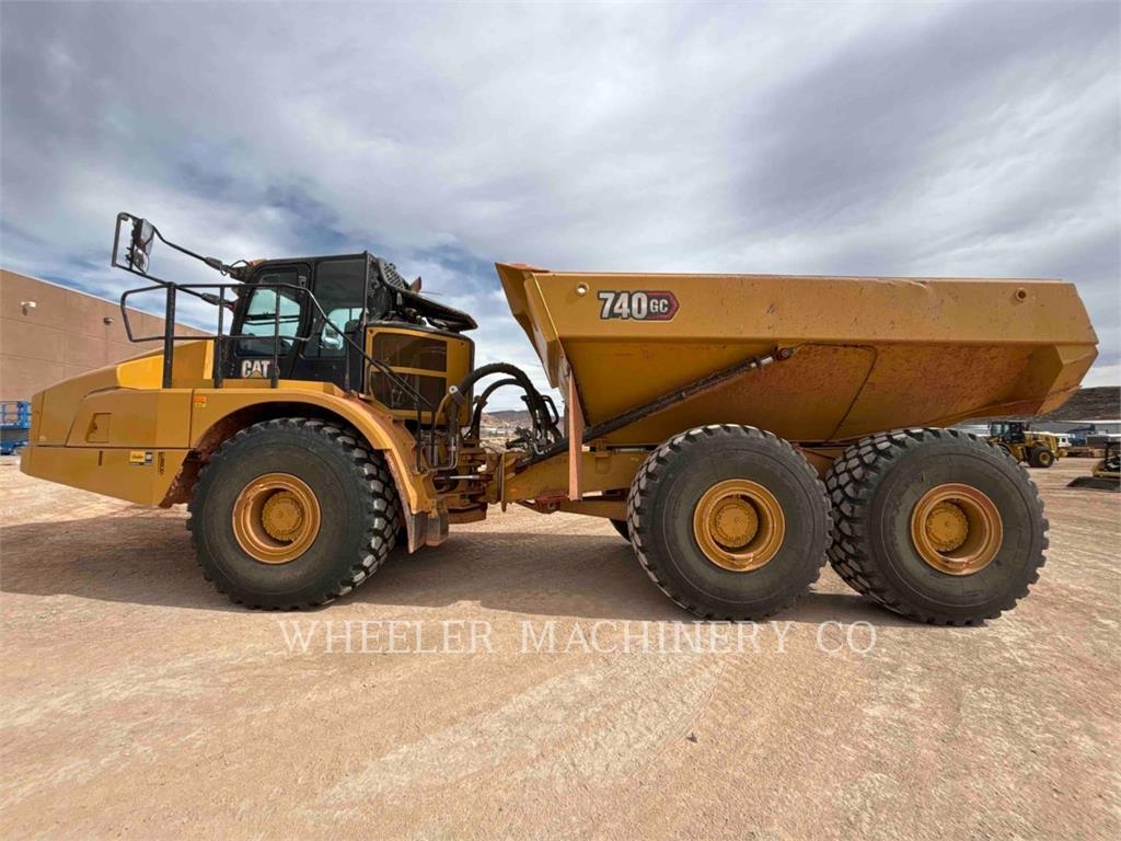 2022 CAT 740 GC TG For Sale - 579,000 USD | Cat Used