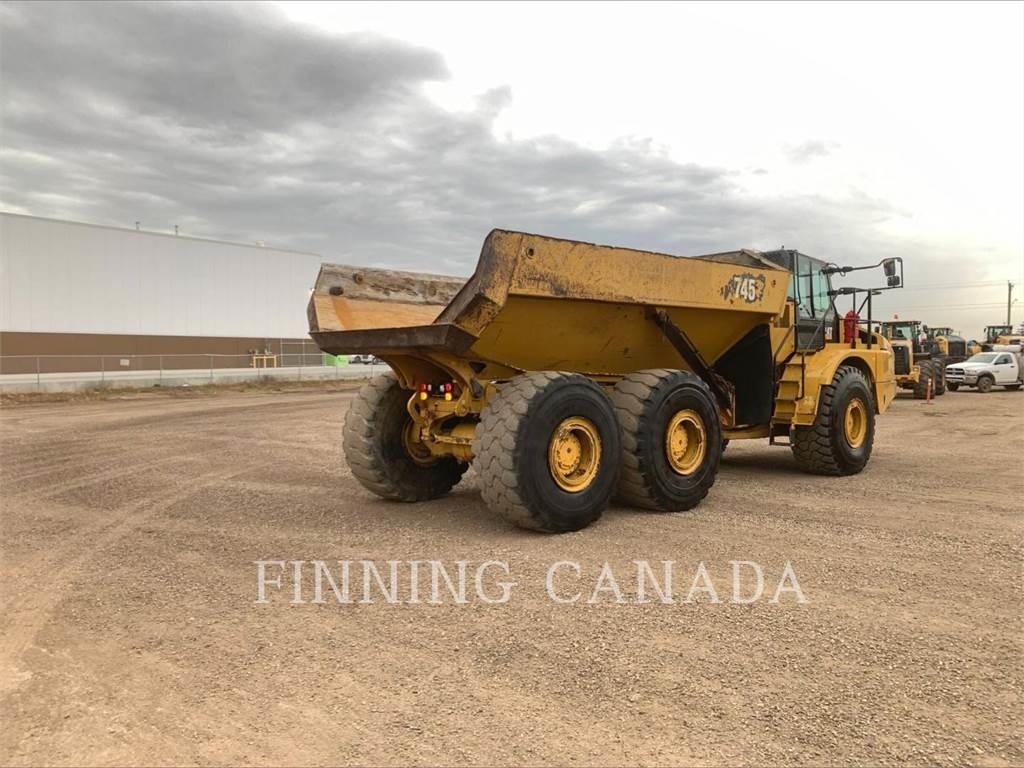CAT 745-04 - Dúmpers articulados - Construcción - CATERPILLAR WORLDWIDE