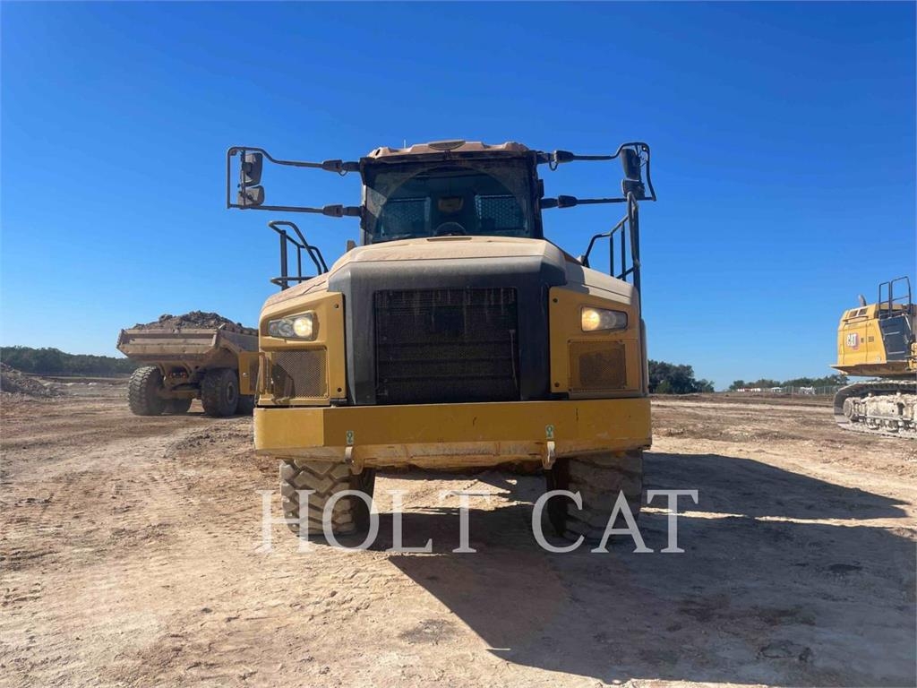 CAT 74504 - アーティキュレート式ダンプトラック - 建設 - CATERPILLAR WORLDWIDE
