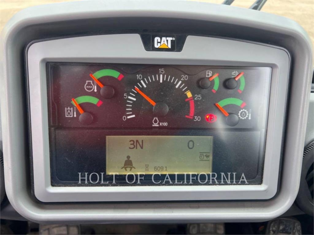 CAT 815 - Compactadores - Construcción - CATERPILLAR WORLDWIDE