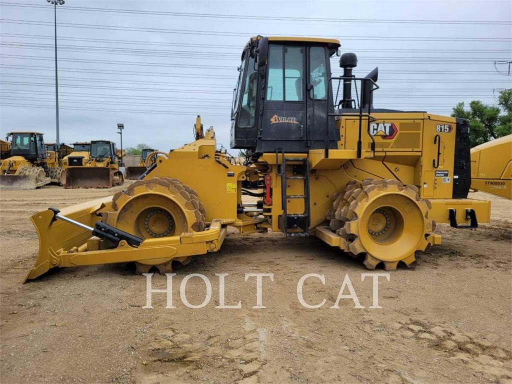 CAT 815 - Compactadores - Construcción - CATERPILLAR WORLDWIDE