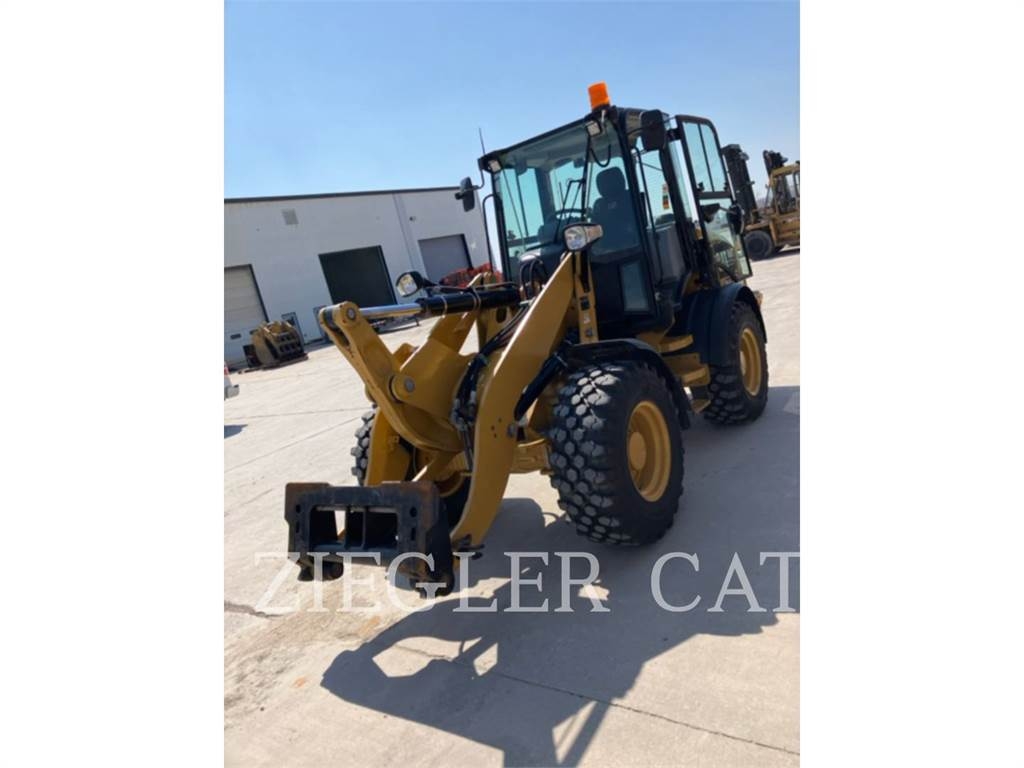CAT 908M - Cargadoras sobre ruedas - Construcción - CATERPILLAR WORLDWIDE