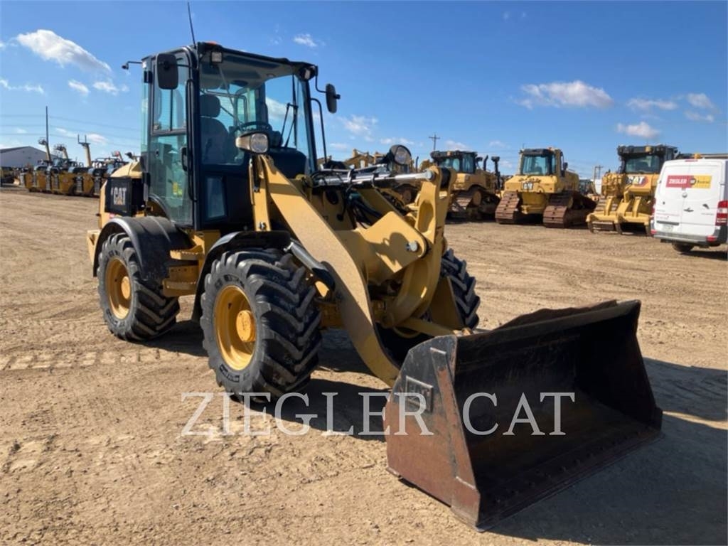 2017 CAT 908M For Sale - 61,250 USD | Cat Used