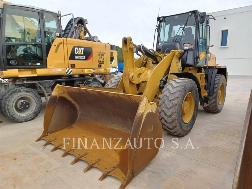 2018 CAT 918M For Sale - 115,927 USD | Cat Used