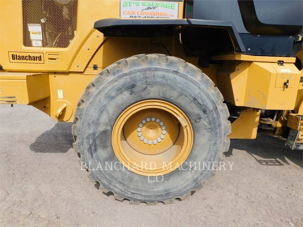 CAT 926M