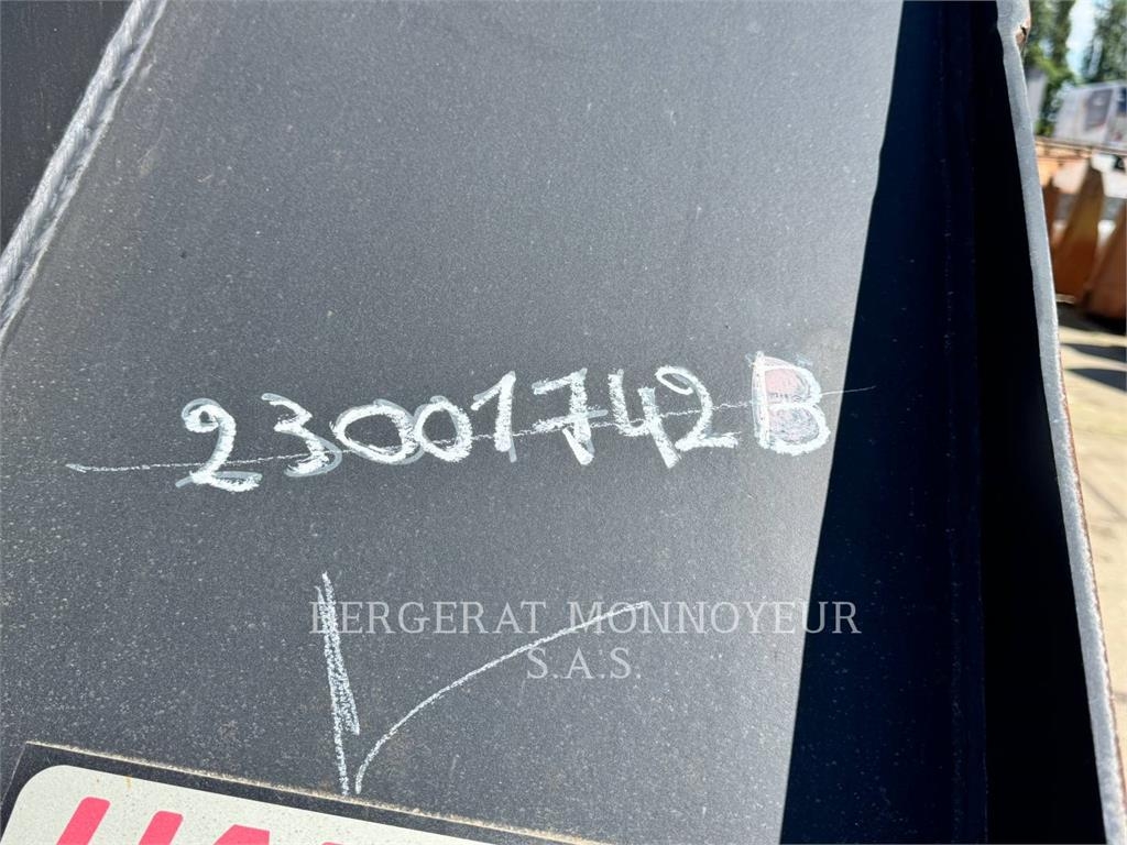 2022 CAT 962 HIGH DUMP BUCKET 6.0 M3 For Sale - 19,429 USD | Cat Used