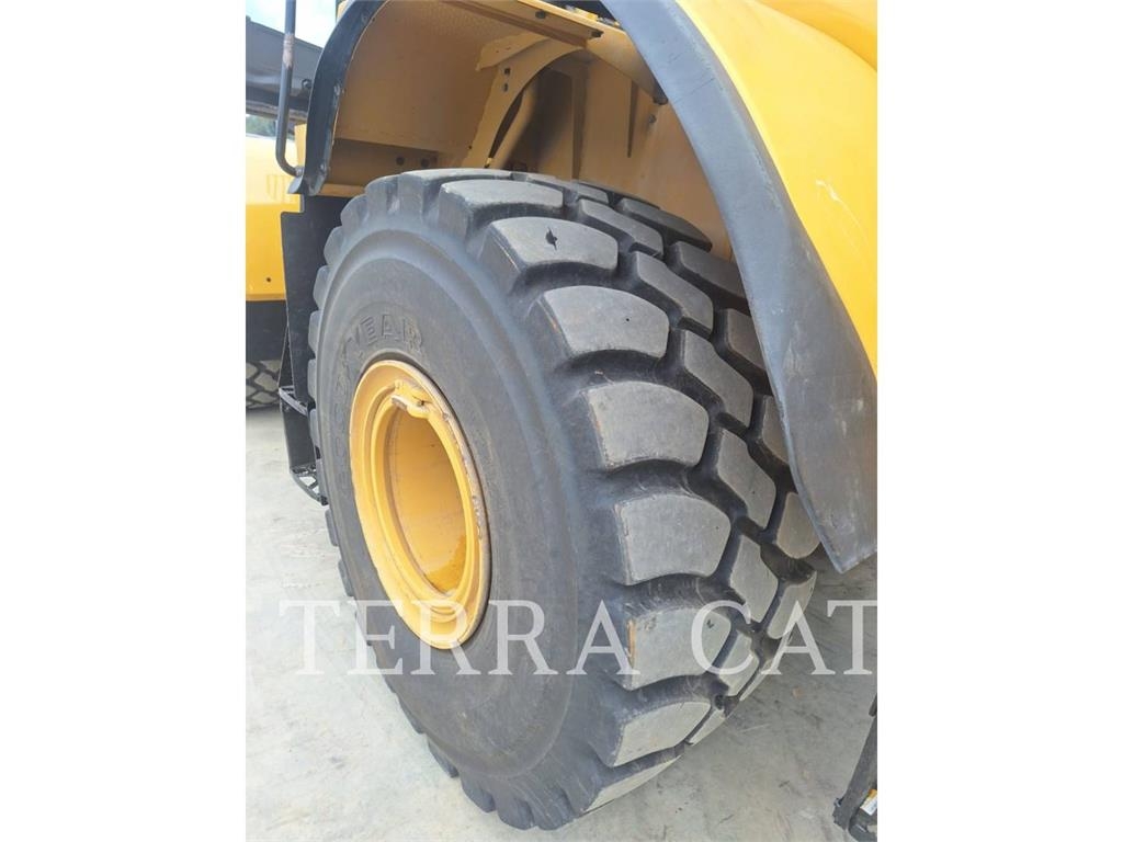 2017 CAT 972M For Sale - 134,640 USD | Cat Used