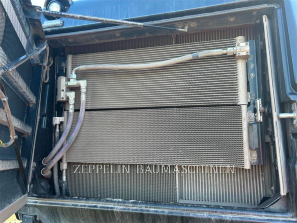 2022 CAT 972XE For Sale - 282,438 USD | Cat Used