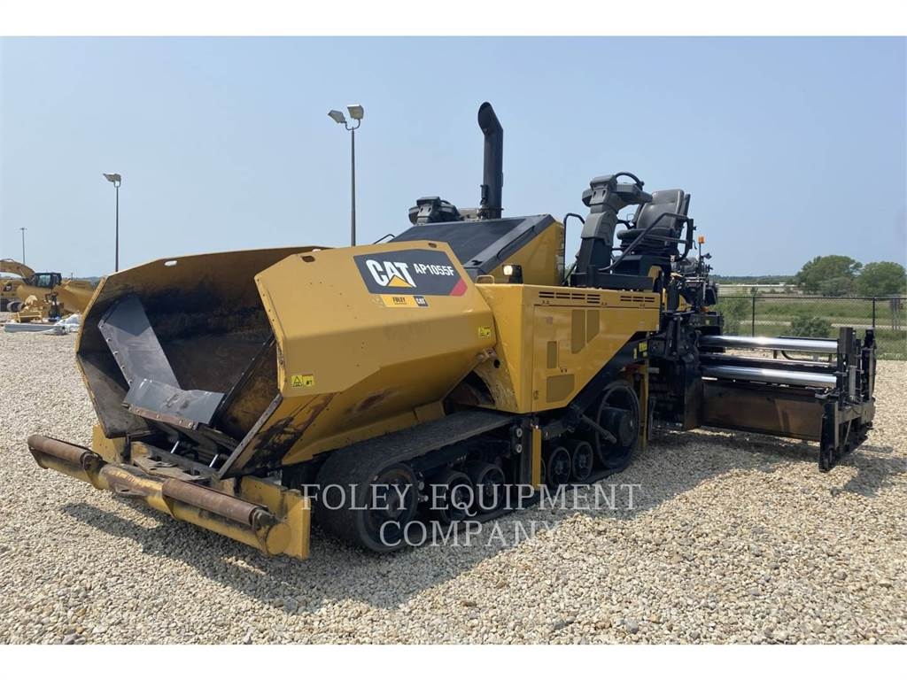 Used Asphalt Pavers For Sale - Used Paving Machines | Cat Used