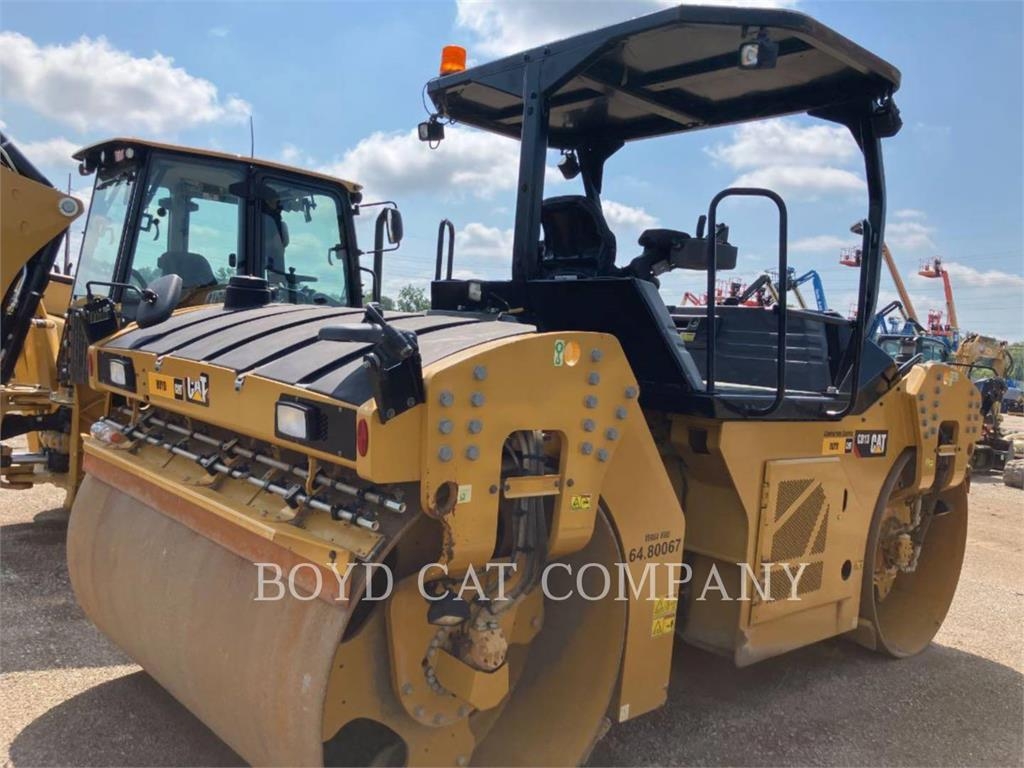 CAT CB13 - Rodillos de doble tambor - Construcción - CATERPILLAR WORLDWIDE