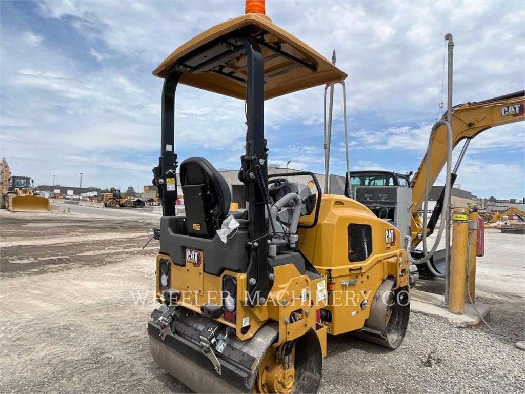 CAT CB2.7 - Cilindros Compactadores tandem - Equipamentos Construção ...