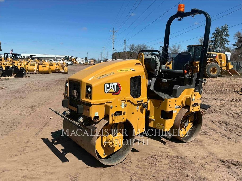 CAT CB2.7 - 单轮压路机 - 建筑设备 - CATERPILLAR WORLDWIDE