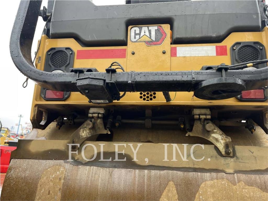CAT CB4.0-03 - 双轮压路机 - 建筑设备 - CATERPILLAR WORLDWIDE