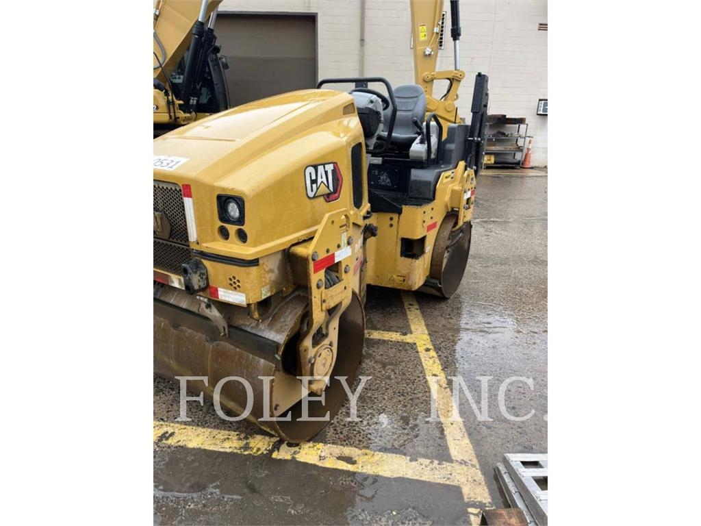 CAT CB4.0-03 - 双轮压路机 - 建筑设备 - CATERPILLAR WORLDWIDE