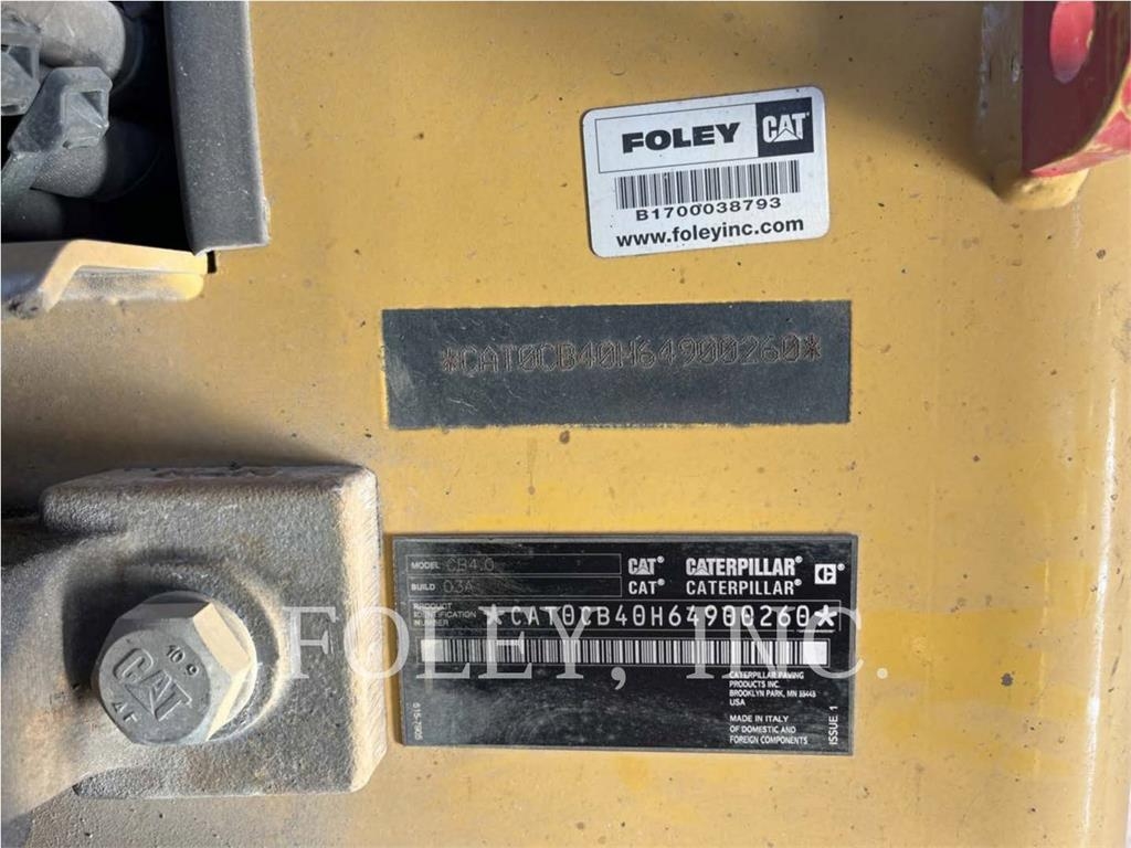 CAT CB4.0-03 - 双轮压路机 - 建筑设备 - CATERPILLAR WORLDWIDE