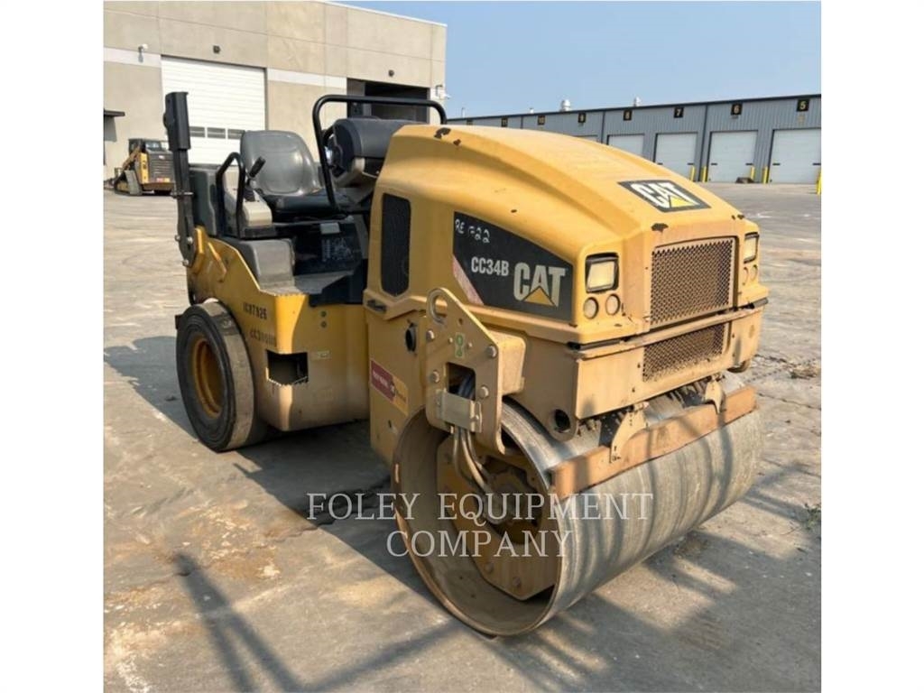 CAT CC34B - Compactadores - Construcción - CATERPILLAR WORLDWIDE