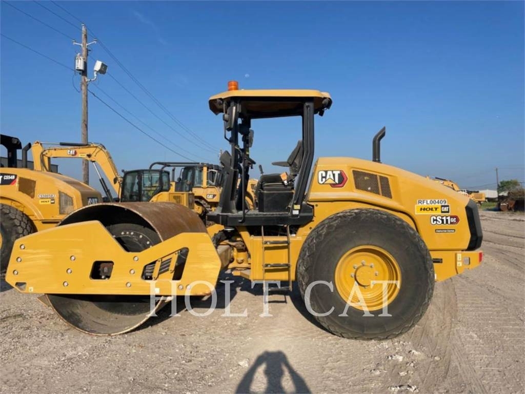 CAT CS11GC - Cilindros Compactadores monocilíndricos - Equipamentos ...