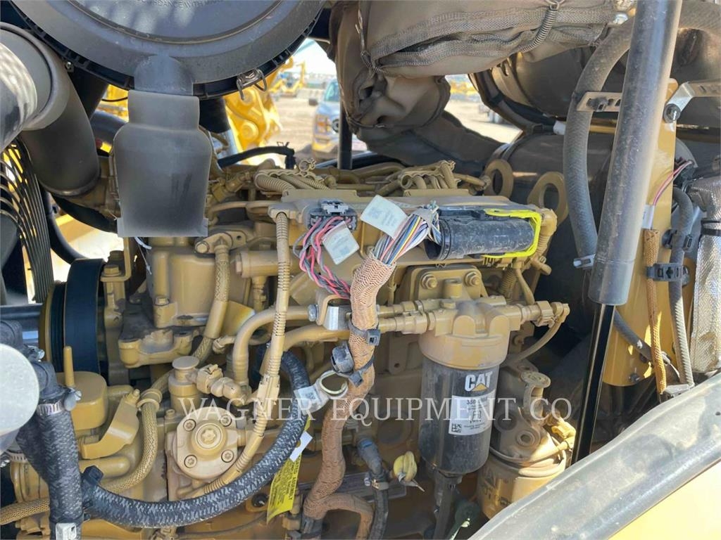 CAT CS44B - Compacteurs - Équipement De Construction - CATERPILLAR ...