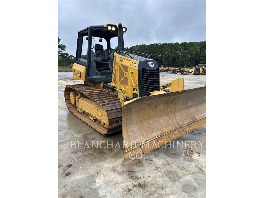 CAT D1 LGP