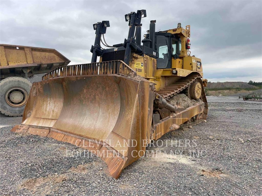 CAT D10T
