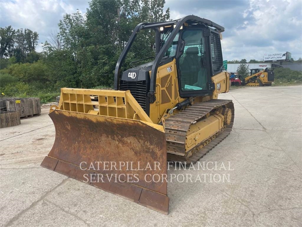 CAT D3
