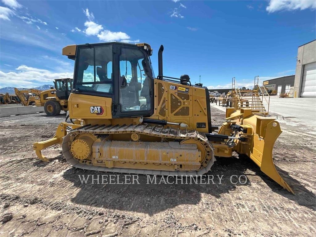 CAT D3 XL