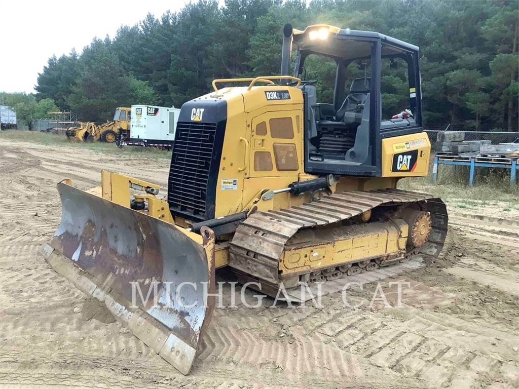 CAT D3K2L 4F