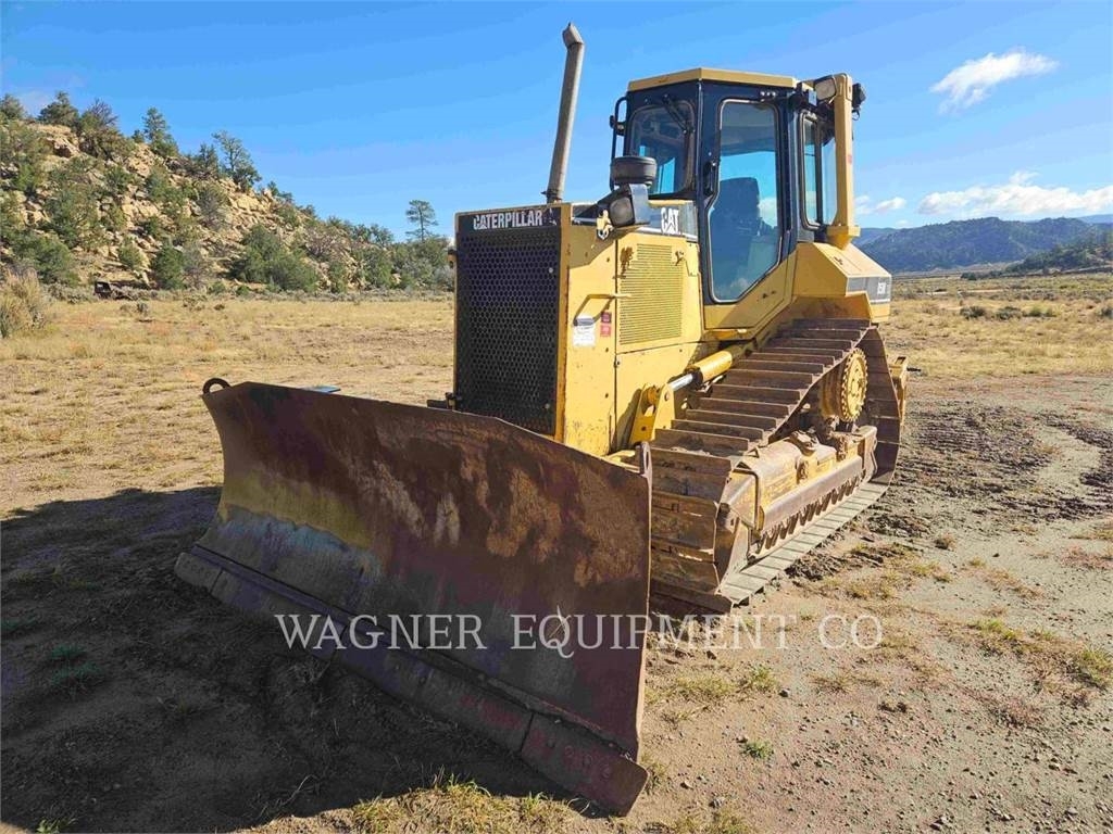 CAT D5