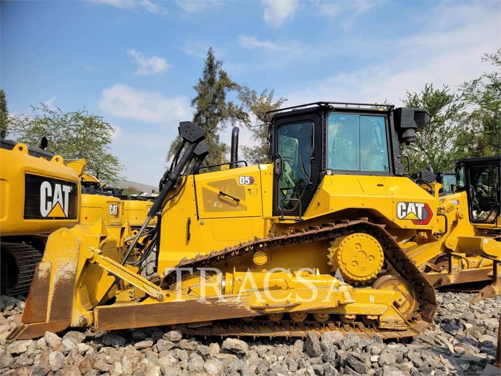 CAT D5 - Buldozer sobre oruga - Construcción - CATERPILLAR WORLDWIDE