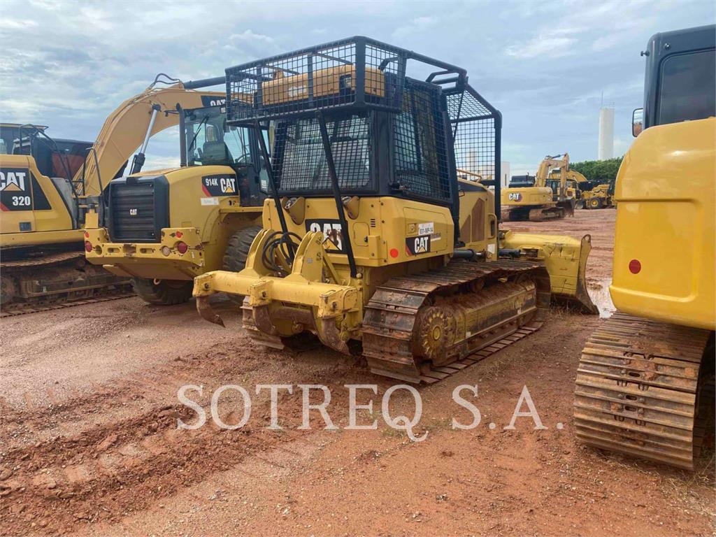 CAT D5K - Bulldozer - Bau-Und Bergbauausrüstung - CATERPILLAR WORLDWIDE