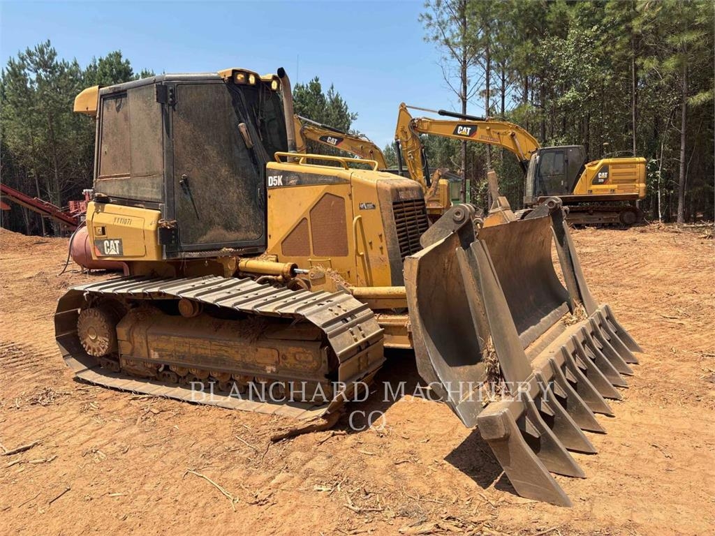 CAT D5K LGP