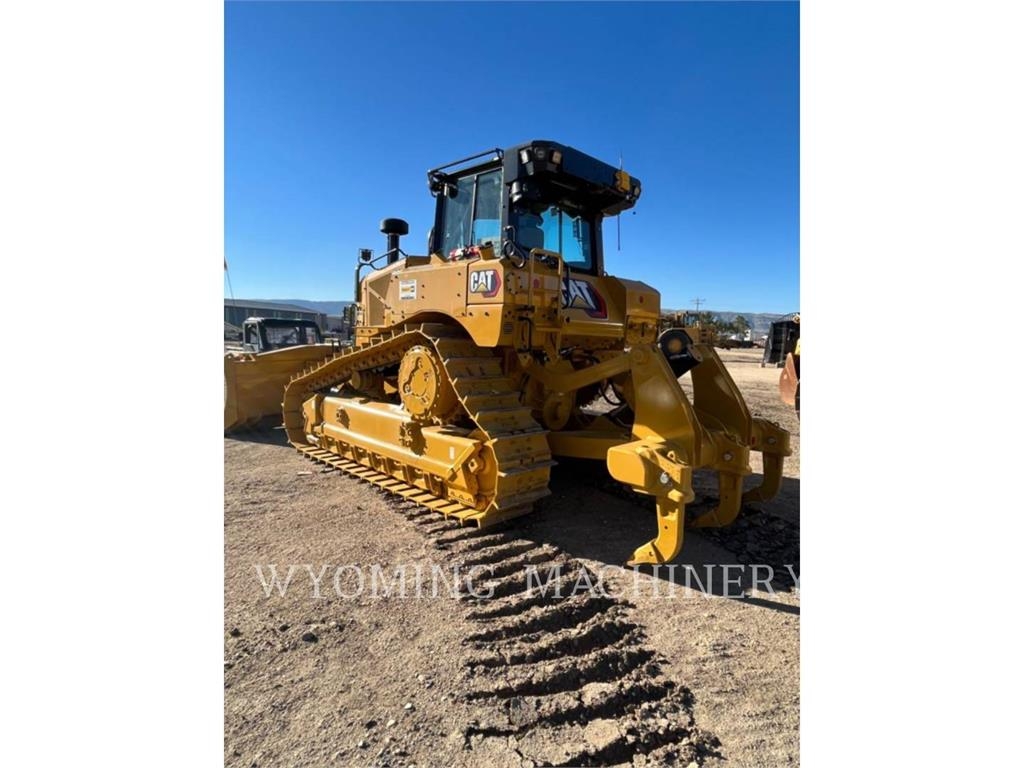 CAT D6