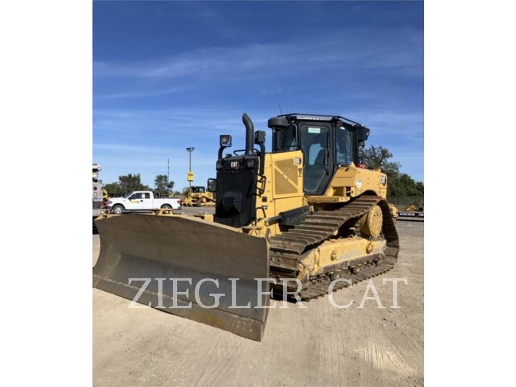CAT D6