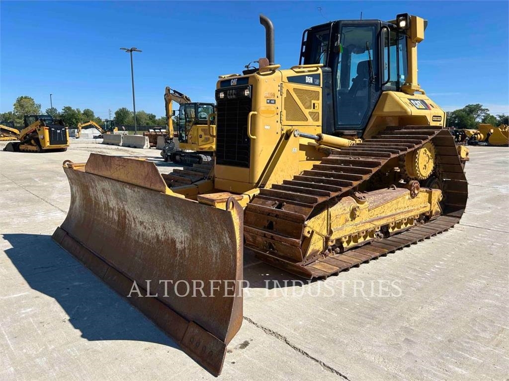 CAT D6N LGP R - Bulldozer - Bau-Und Bergbauausrüstung - CATERPILLAR WORLDWIDE