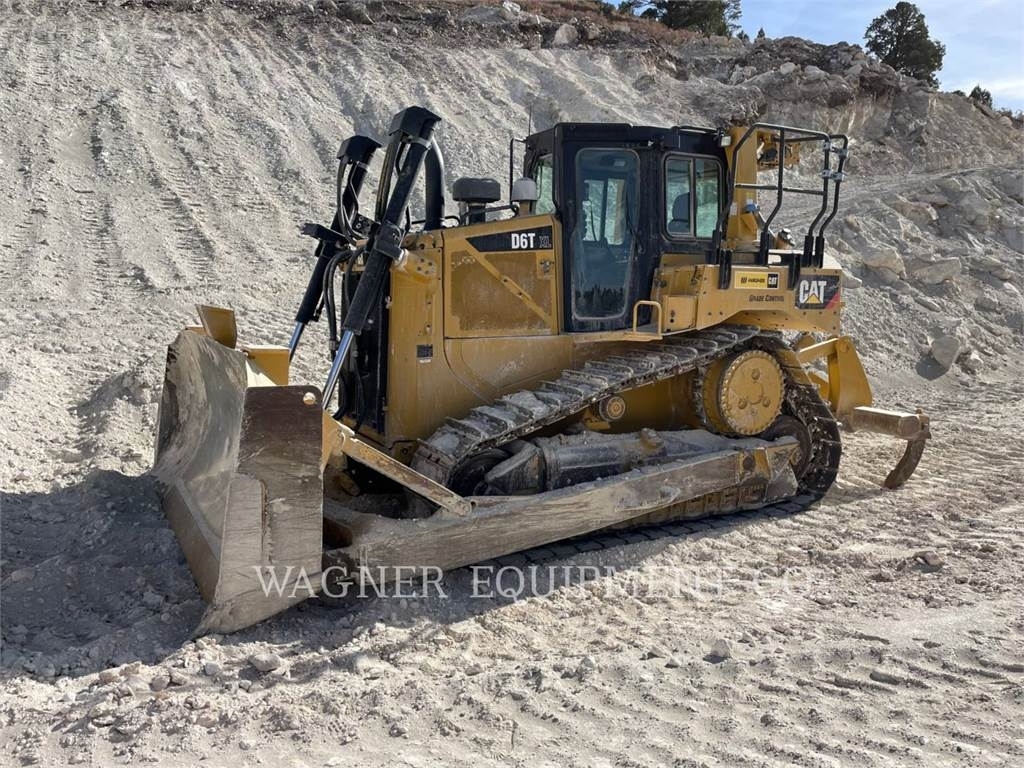 CAT D6T