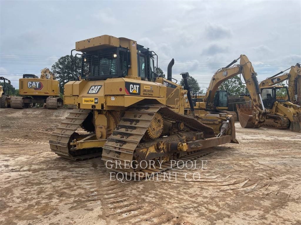 CAT D6T
