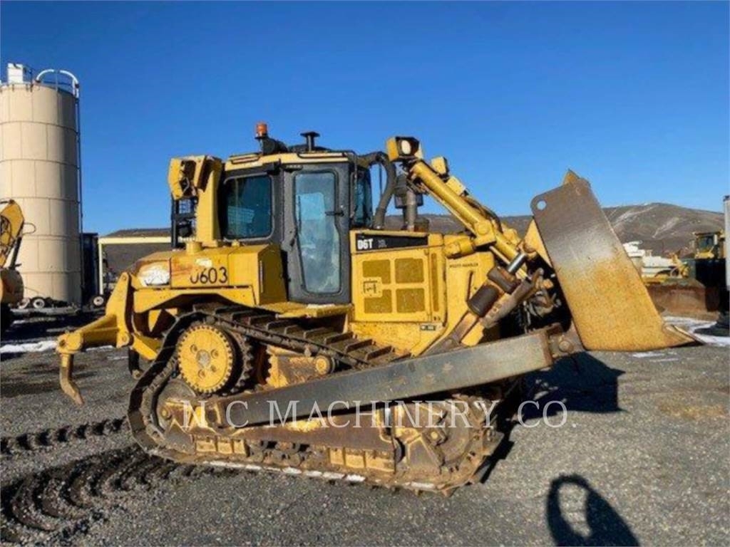 CAT D6T - Buldozer sobre oruga - Construcción - CATERPILLAR WORLDWIDE