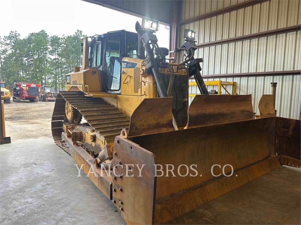 CAT D6T LGP ST