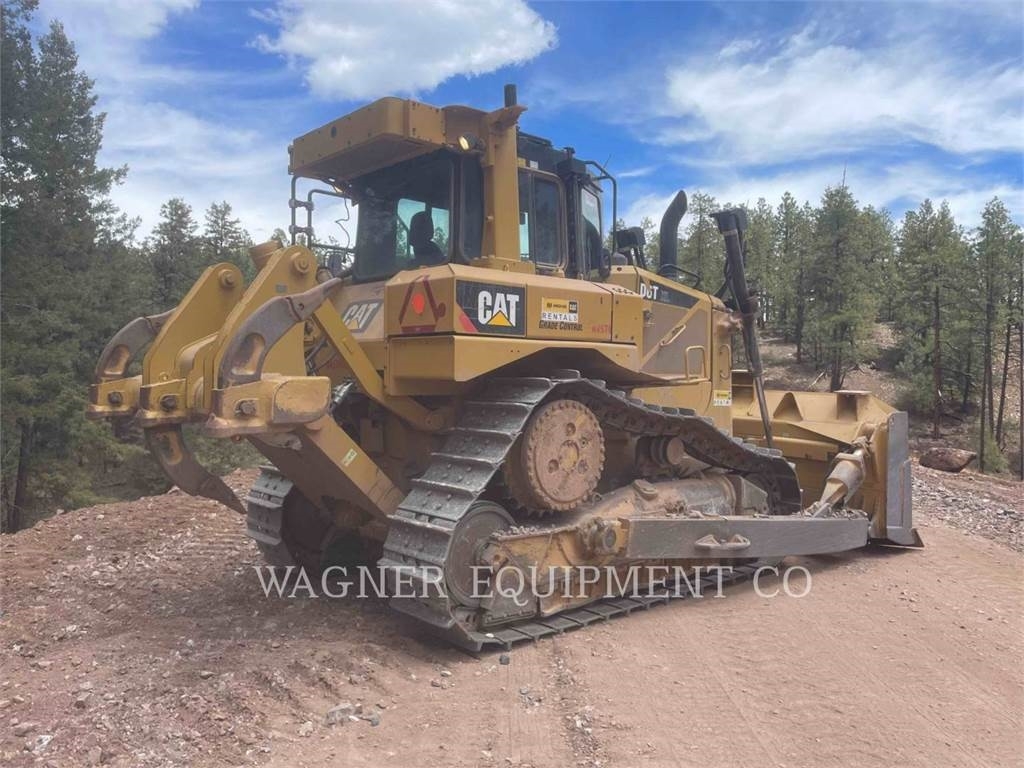 CAT D6T XL