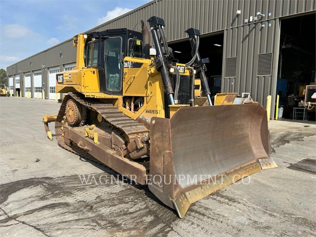 CAT D6T XL