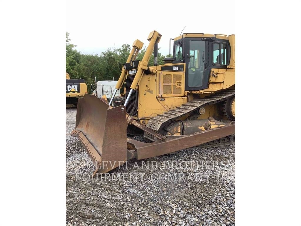 CAT D6T XW