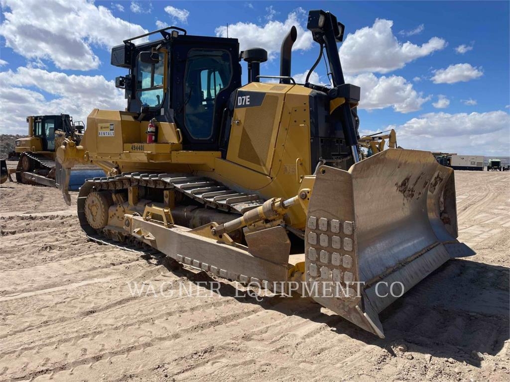 CAT D7E
