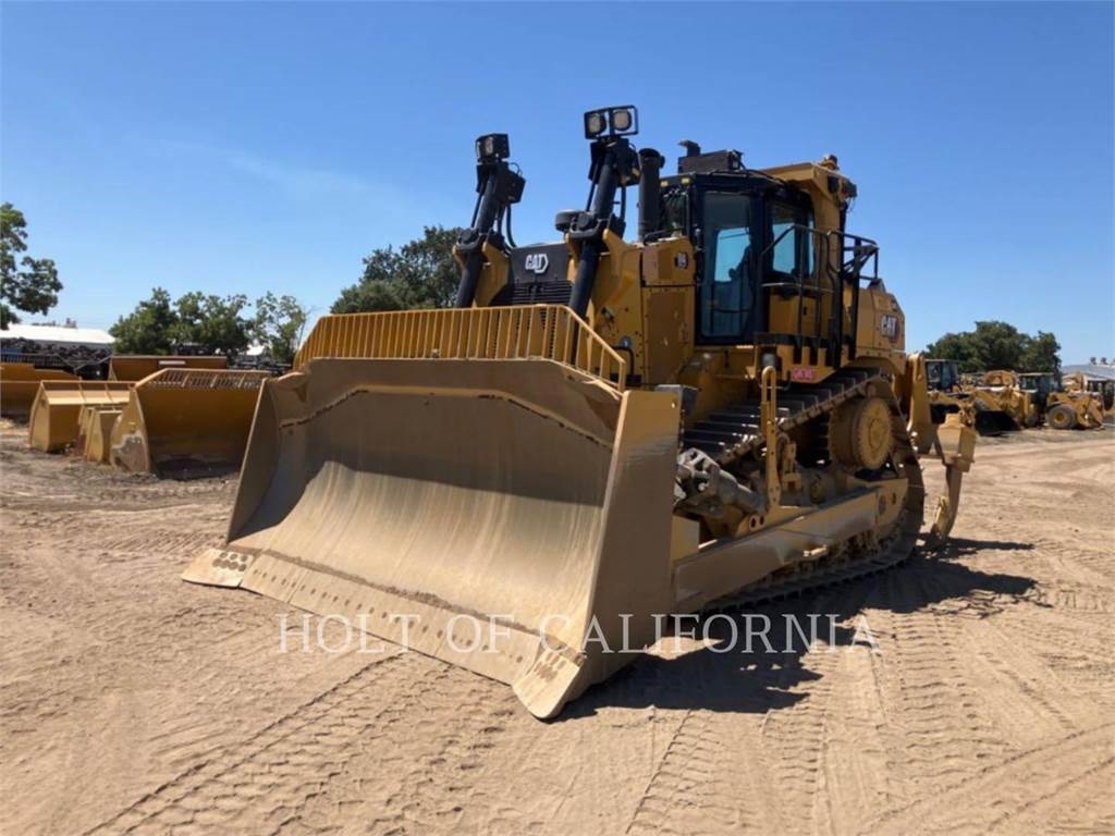 CAT D9
