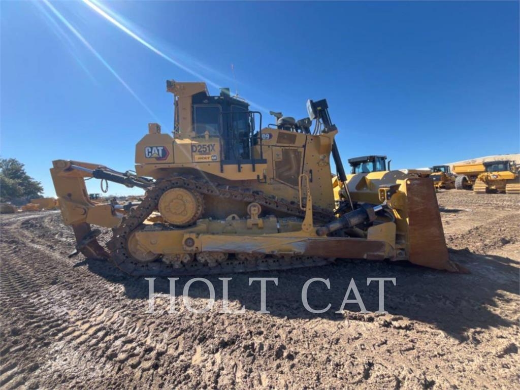 CAT D9 - Buldozer sobre oruga - Construcción - CATERPILLAR WORLDWIDE