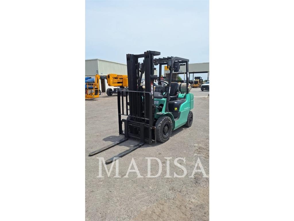 CAT FG25N5-LE - forklifts - Material Handling - CATERPILLAR WORLDWIDE