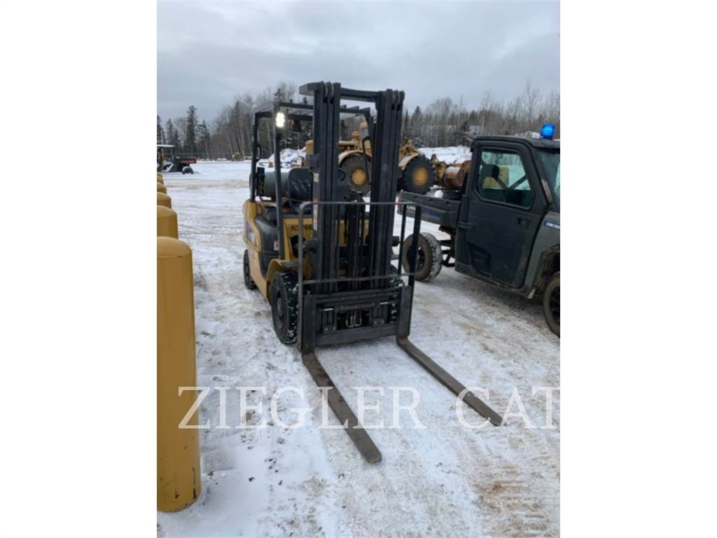 CAT GP25 - forklifts - Material Handling - CATERPILLAR WORLDWIDE