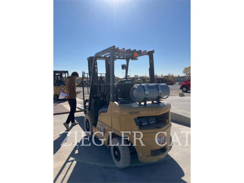 CAT GP25N - forklifts - Material Handling - CATERPILLAR WORLDWIDE