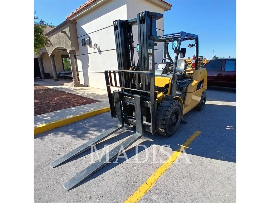 CAT LIFT TRUCKS DP50NM1-D - Diesel Forklifts - Material Handling ...