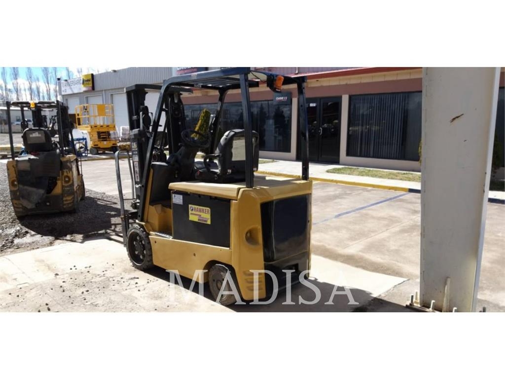 CAT LIFT TRUCKS EC25LN2 - forklifts - Material Handling - CATERPILLAR ...