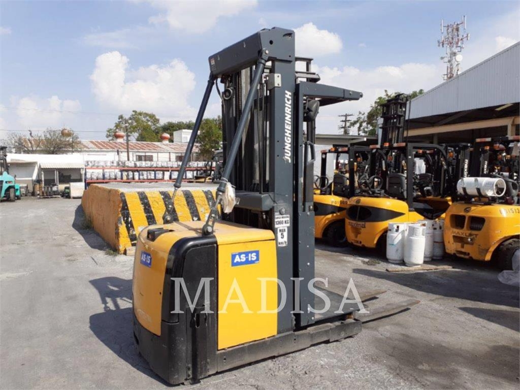 CAT LIFT TRUCKS EKS308 - Electric Forklifts - Material Handling ...